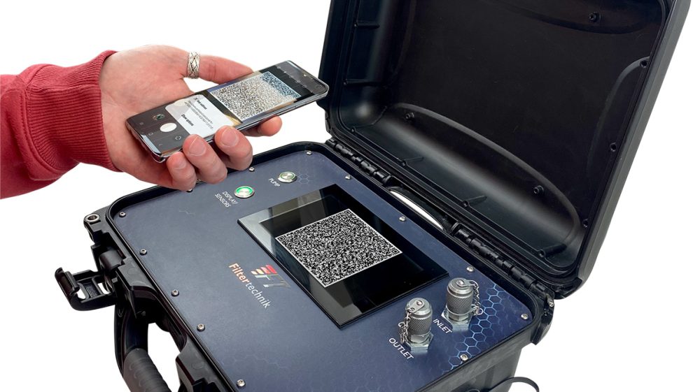 PanelPilotACE Display: Enhancing Field Data Collection - Lascar Electronics